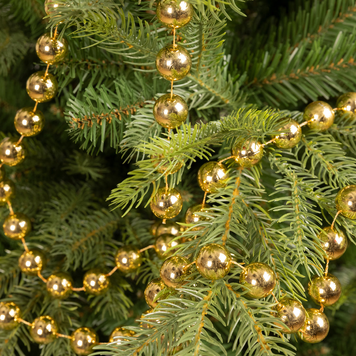 Gold Large Bead Plastic Garland - 270cm – Southwood Christmas Shop
