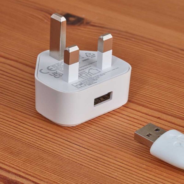 USB Plug Adapter UK – Southwood Christmas Shop